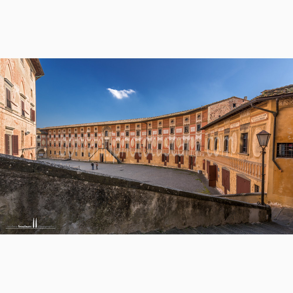 Photographic project Piazza on Stage by Andrea Bonfanti